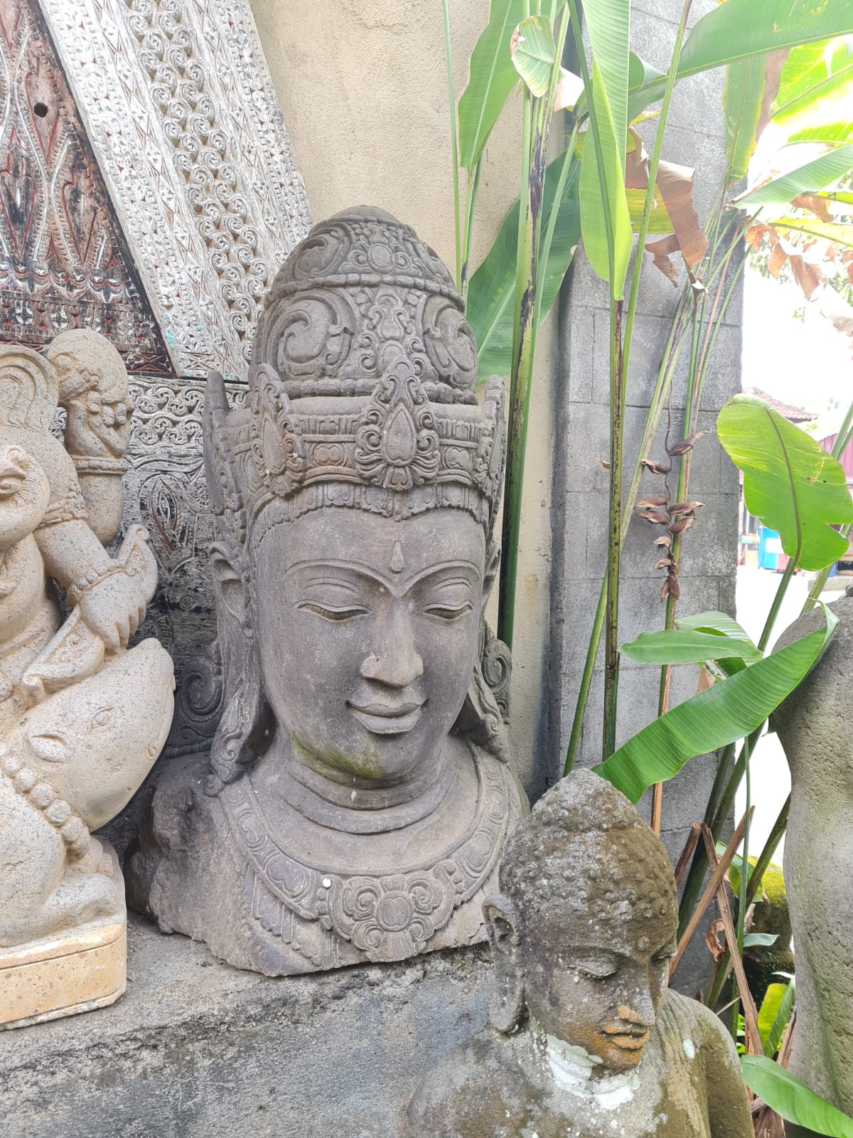 Dewi Tara Beeld Hindoe Godin van Riviersteen 90cm | Lotus Art